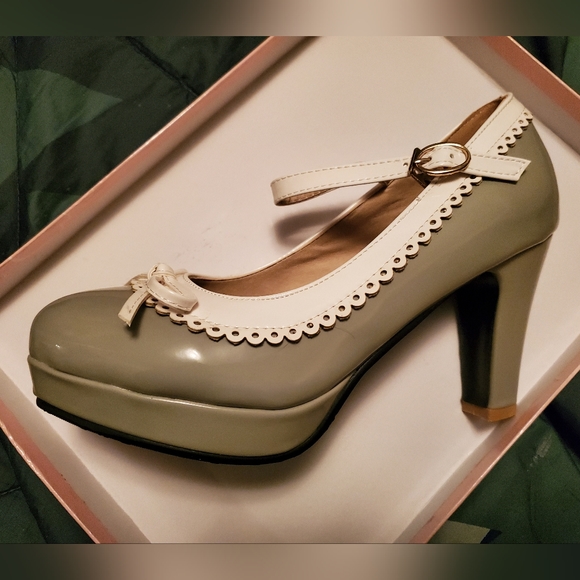 Pixie Cove | Shoes | Pixie Cove Shona Mary Jane Heel Sz 39 Gray | Poshmark